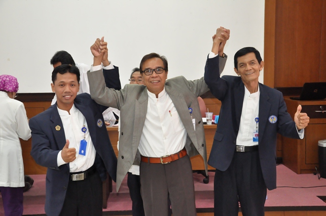 Sugiharsono Lanjutkan Kepemimpinan di FE UNY | Fakultas Ekonomi dan Bisnis